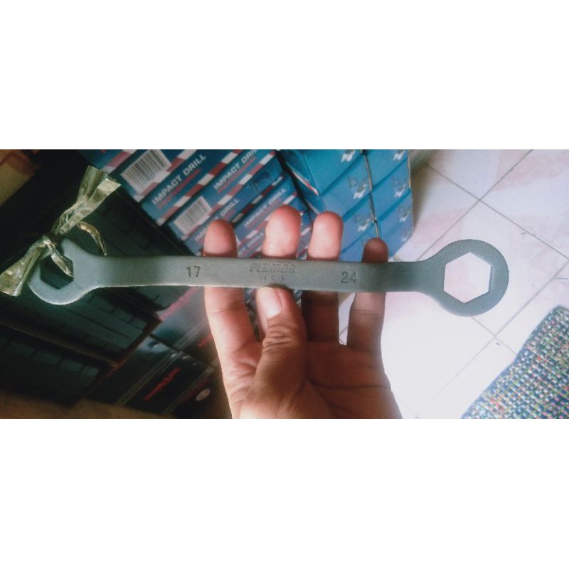 close WRENCH 17/24 heavy duty flyman usa mad | Shopee Philippines