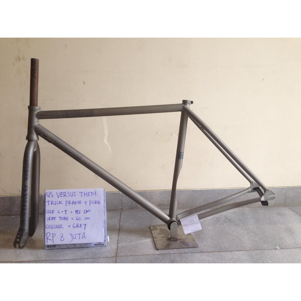 Us VERSUS THEM TRICK FRAME and FORK C-T 51cm | Original | Shopee ...