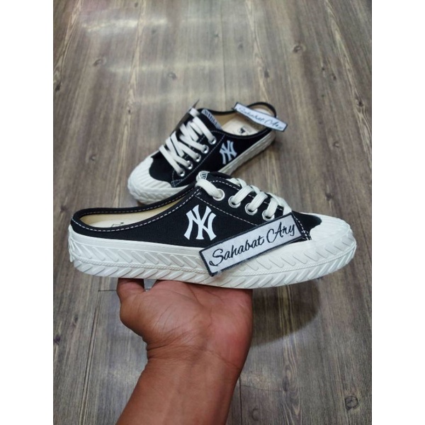 Mlb Playball Origin Mule New York Yankees Black | Shopee Philippines