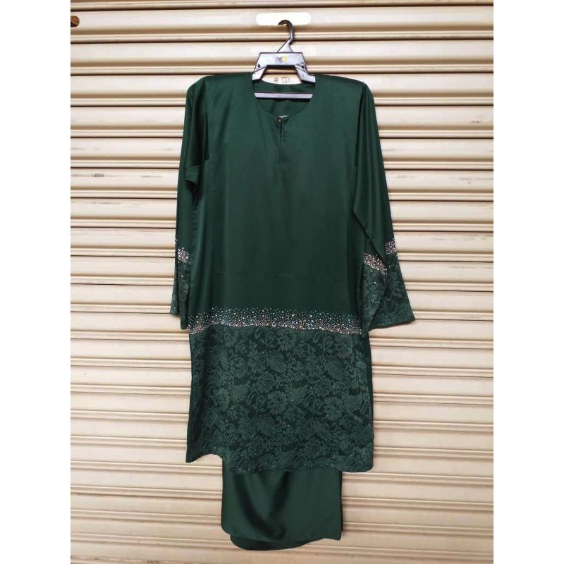 Baju Kurung Pesak Tampal Lace Emerald Green Navy Blue Yam Purple Pink ...