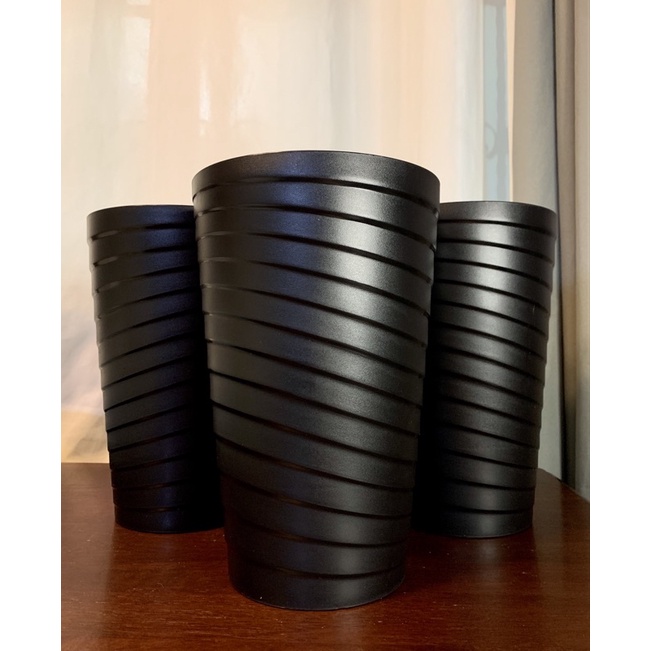 2 pcs bundle Tall Elegant pots with Catch plate for indoor and outdoor ...