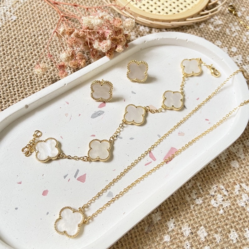 VCA Necklace Clover Fashion Accessories Stainless Chain Van Cleef ...