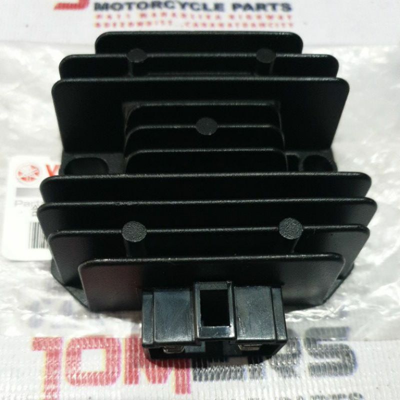 FZ16 FI XMAX 300 WR155 RECTIFIER & REGULATOR ASSY 2GS-H1960-10 GENUINE ...