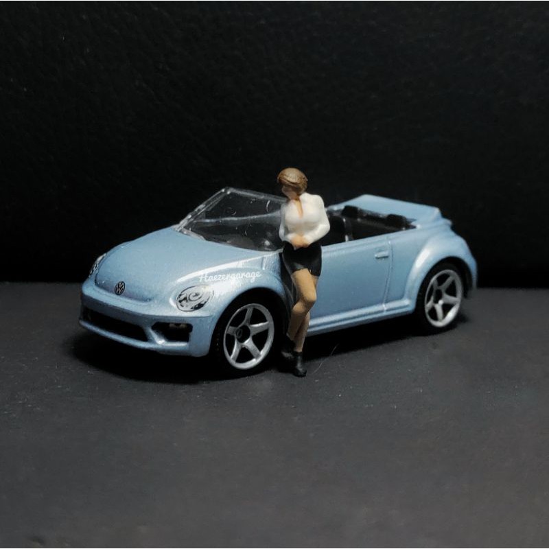 Miniature Diorama Diecast Mini Figure 1/64 Girls Skirt Span Secretary ...