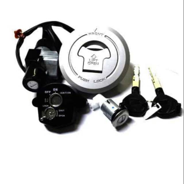 Key SEG CBR150R NON LED Cota KEY One SET CBR150R NON LED 35010K45N00 ...