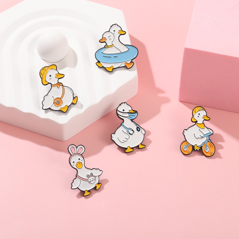 Cartoon Animal Duck Enamel Lapel Pins Cute Cycling Duck Badge Brooches ...