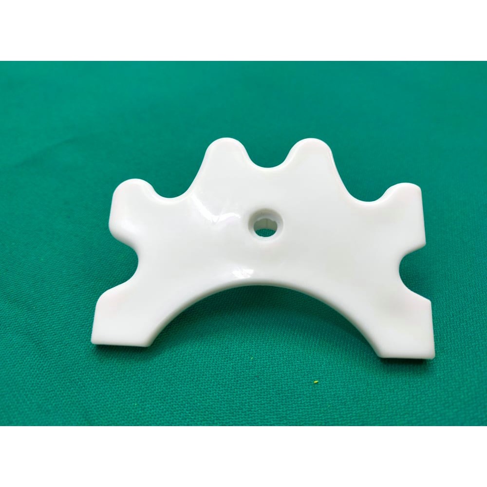 1PC. NORMAL TIRIRIT WHITE w/ 3pcs Billiard Chalk / TIRIRIT NG GAMIT SA ...