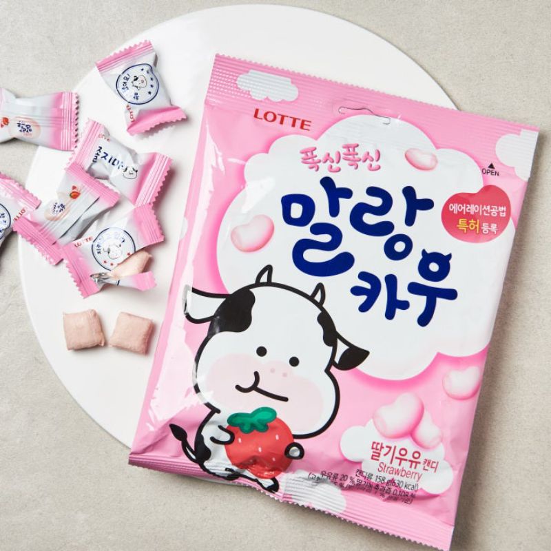 Lotte Malang Cow Strawberry Milk 79g | Shopee Philippines