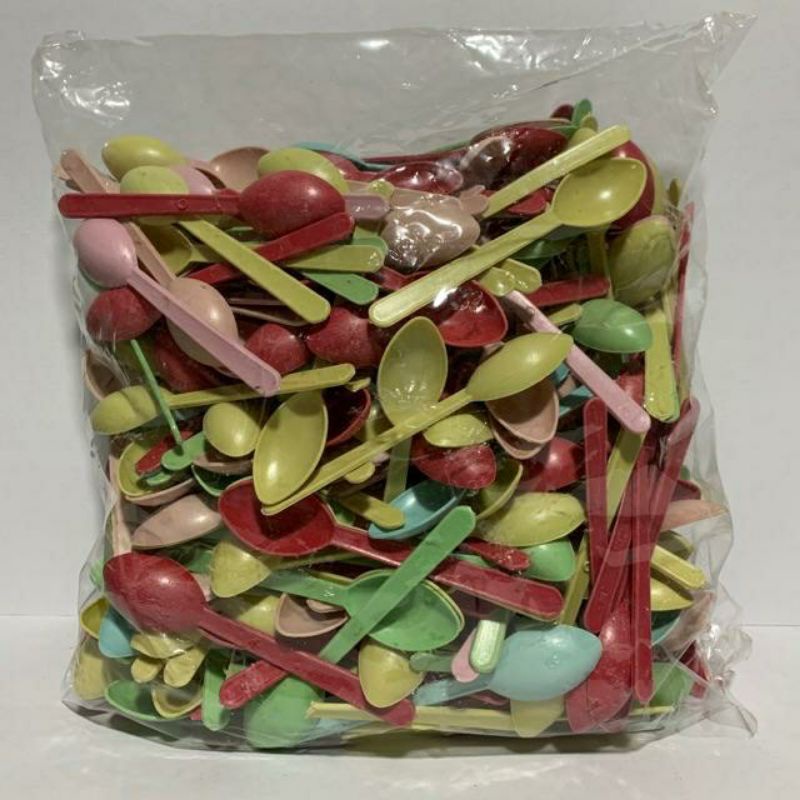 Disposable Plastic Spoon For Ice Cream & Scramble Assorted Color ...