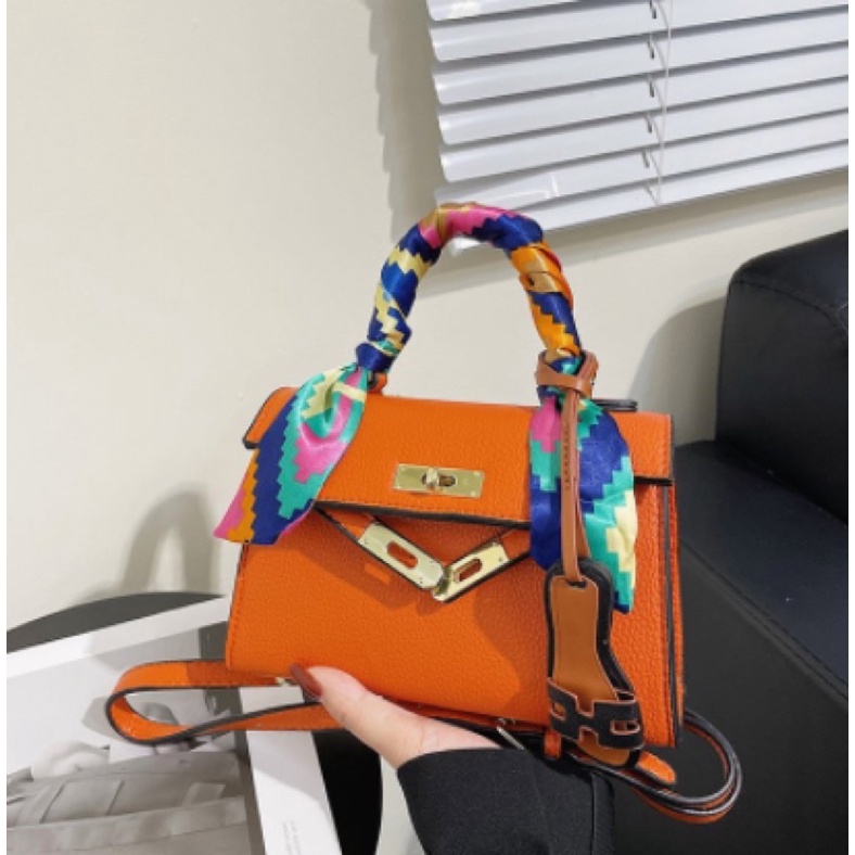 AW 2022 New Fashion Lock Kelly Hand Messenger Bag | Shopee Philippines