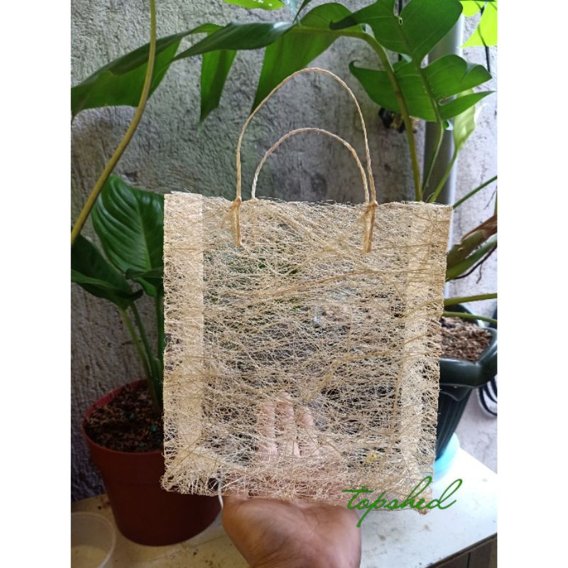 Abaca bag 8x7x3 inches, sinamay bag 8x7x3, Gift bags Native bags ...