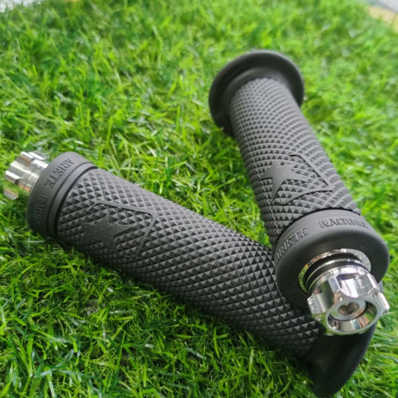 ARIETE HANDLE GRIP WITH HENG CNC GEAR TYPE BAREND | Shopee Philippines