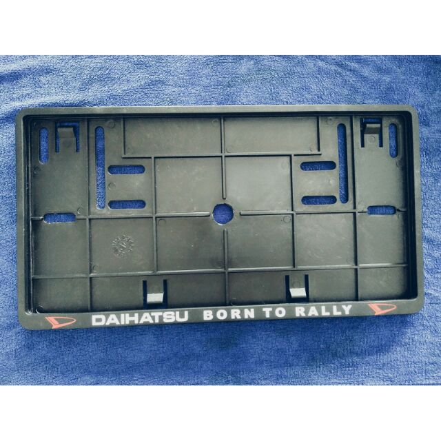 UNIVESAL CAR LICENSE PLATE FRAME NUMBER PALTE FRAME HOLDER PLATE CASING ...