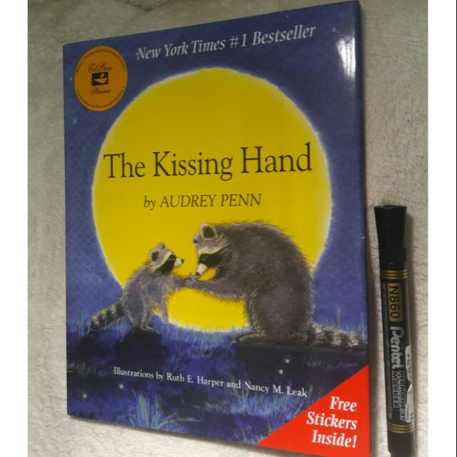 The Kissing Hand by Audrey Penn (preloved hardcover) | Shopee Philippines
