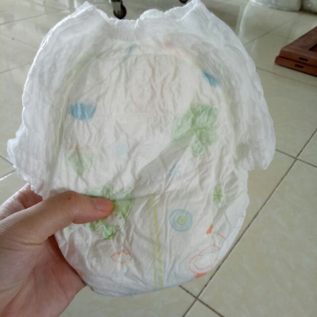 Goodry diapers size M combo 100 pieces | Shopee Philippines