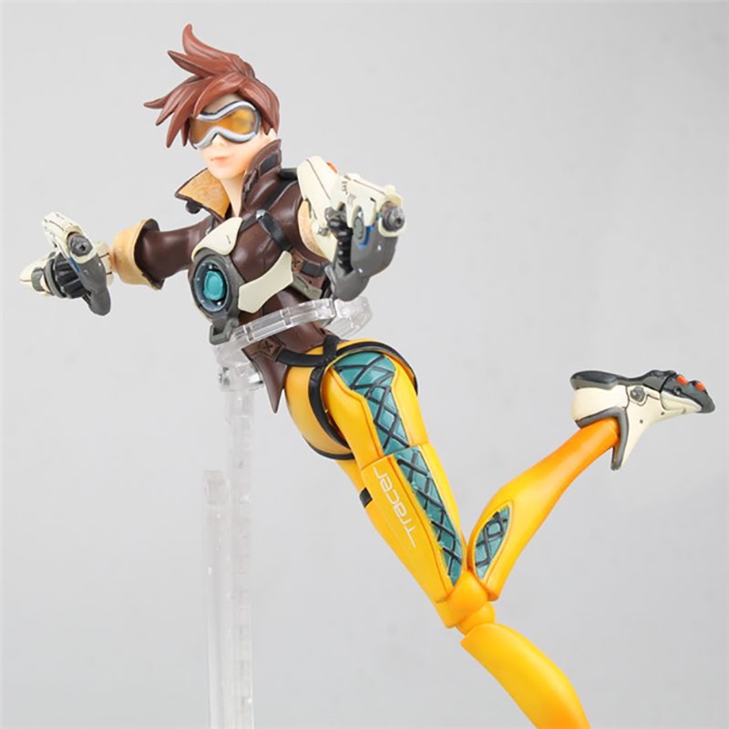 Overwatch HC Tracer Doll Figure model | Shopee Philippines