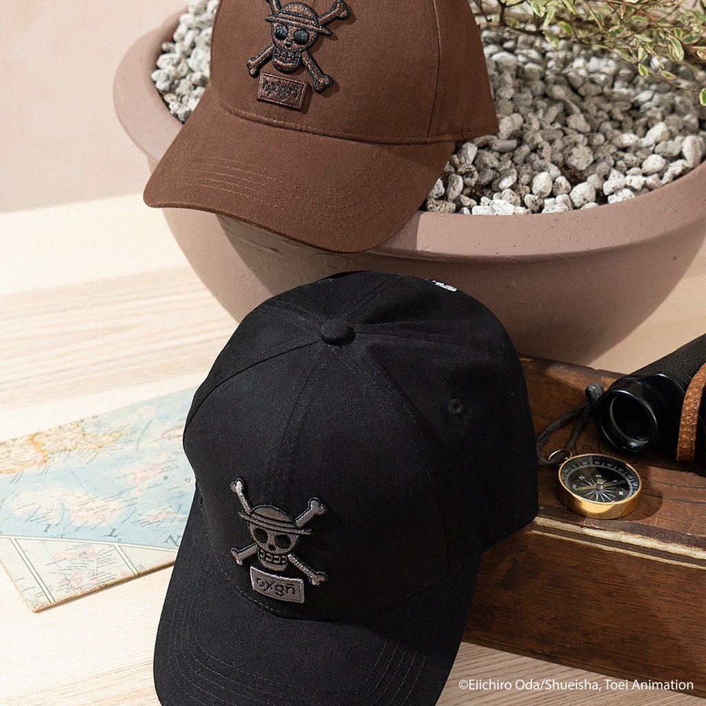 OXGN One Piece Homecoming Skull Curved Cap For Men And Women (Black ...