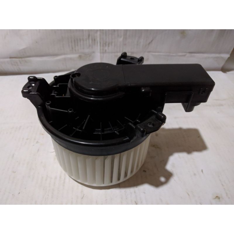 Toyota Fortuner Gen 2 (2016+) | Hilux (2016+) | Innova Gen 2 (2016 ...