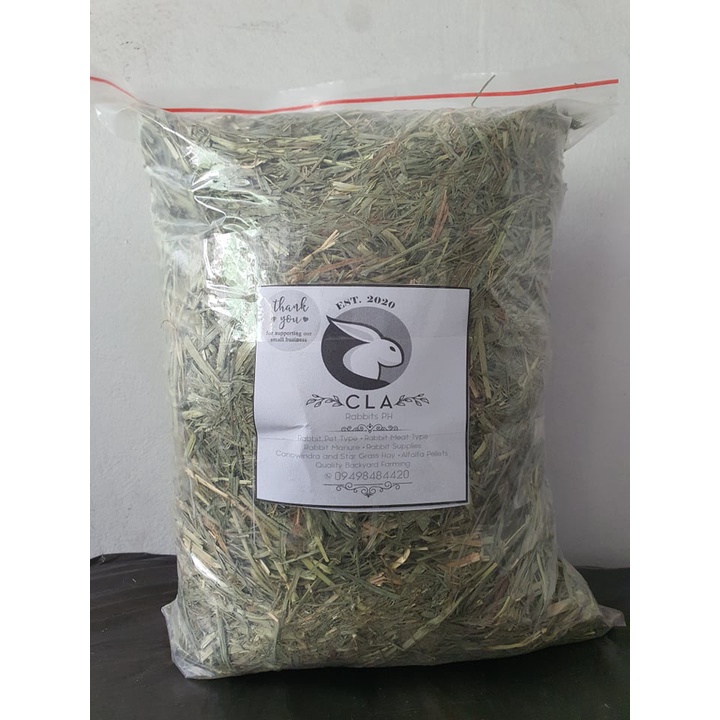 Premium Timothy Hay and Standard Timothy Hay in Resealable Plastic ...