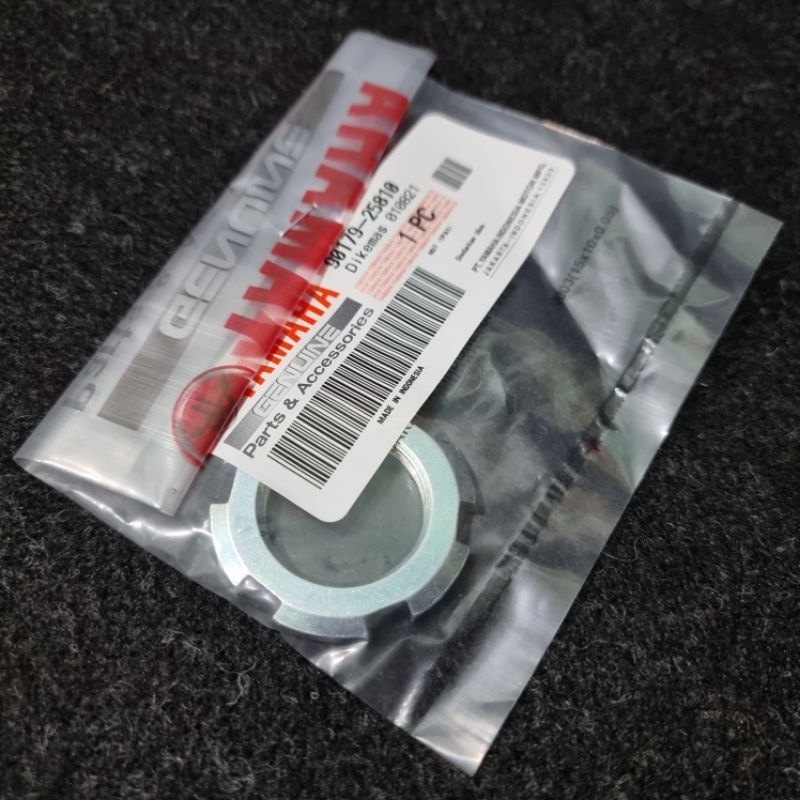 Yamaha Genuine T-Post Nut & Washer Plate, Special (Aerox/Nmax V1 V2 ...