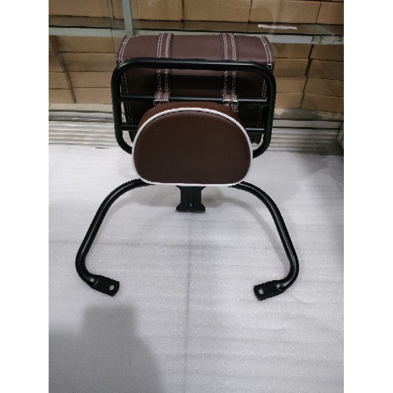 Vespa PRIMAVERA BACK RACK Complete With Pads And Bags/ VESPA ...