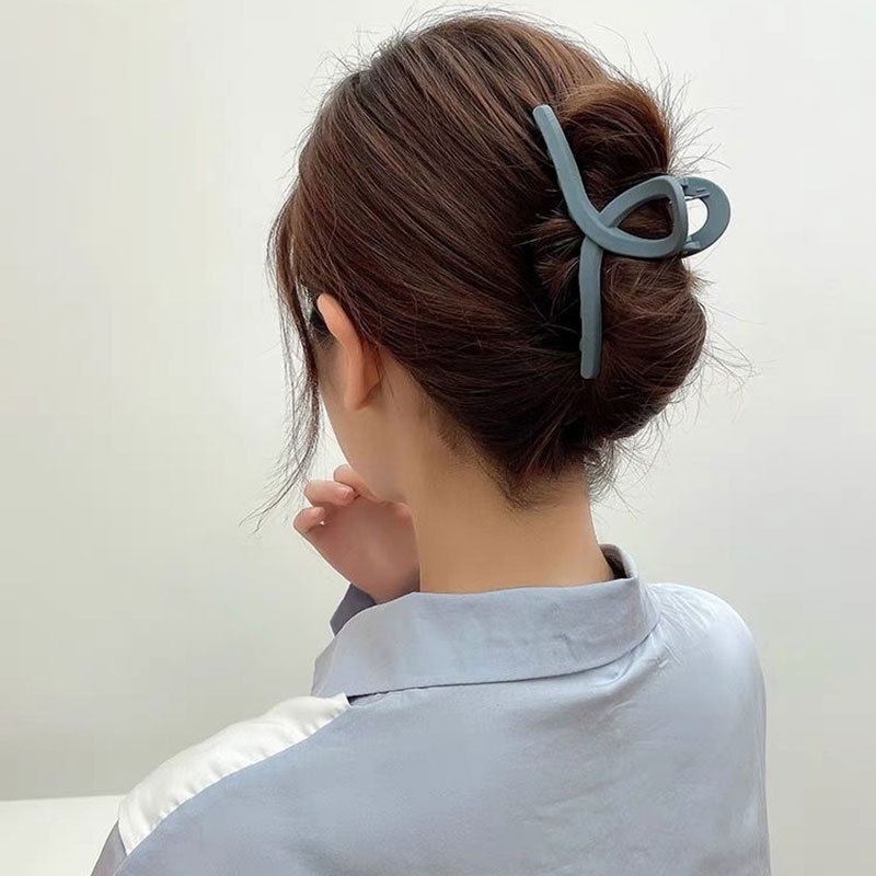 Temperament Large Hair Claw Plastic Simple Headdress Accessories Shark ...