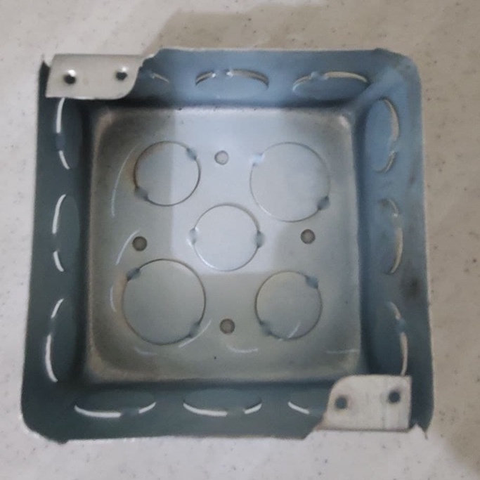 QUAPCOR HEAVY DUTY METAL SQUARE BOX 4x4 DEEP TYPE GAUGE 18/16 1/2 ...