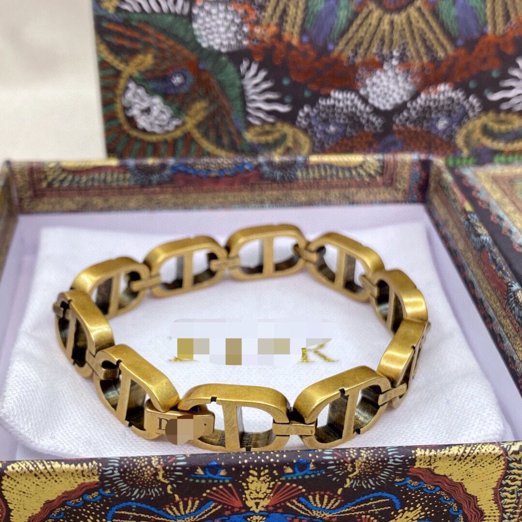 DIOR Fat Family's Popular Cd Letter Splicing Ancient Gold Bracelet ...
