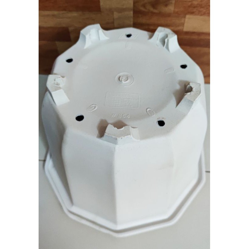 Plastic Polygon Pot 8" x 10" Plastic Plant Pot / Makapal / Murang Paso ...