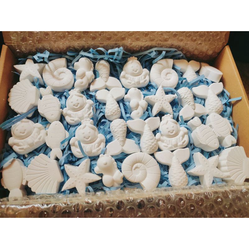 1 Kilo Box Paint Set for kids/ Assorted Cute designs (if all small 100 ...