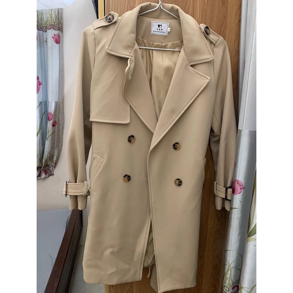 Pass women's coat, thick quality, 99% genuine | Shopee Philippines