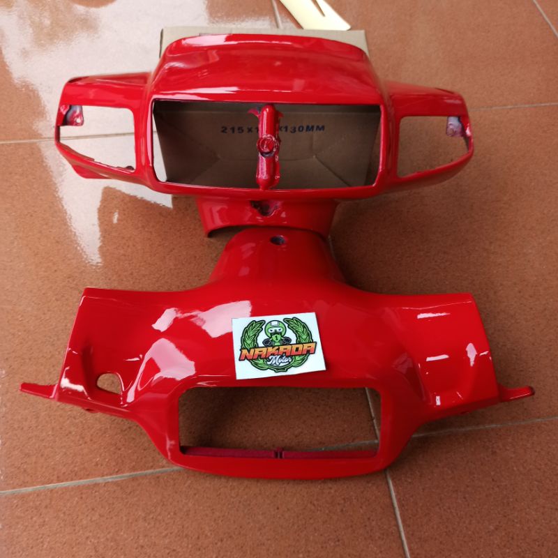 MERAH The front and rear head of the 2 stroke satria lumba is red ...