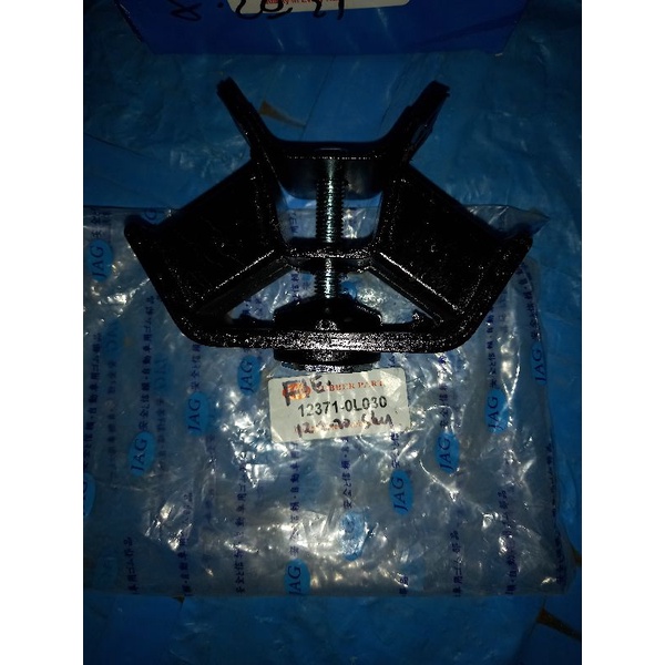 Engine Support Toyota Fortuner (2005-2015) | Shopee Philippines