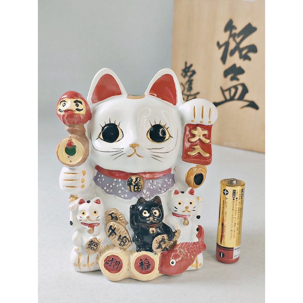 JAPAN FAMILY MANEKI NEKO LUCKY FORTUNE BECKONING CAT | Shopee Philippines