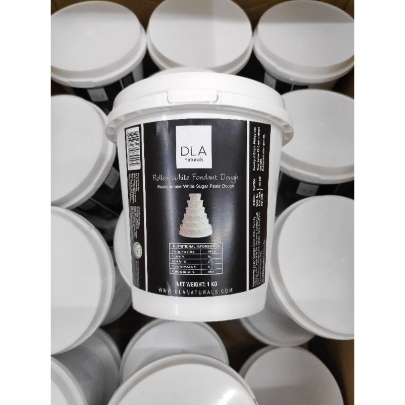 DLA White Rolled Fondant Icing Dough Ready To Use Marshmallow Cake ...