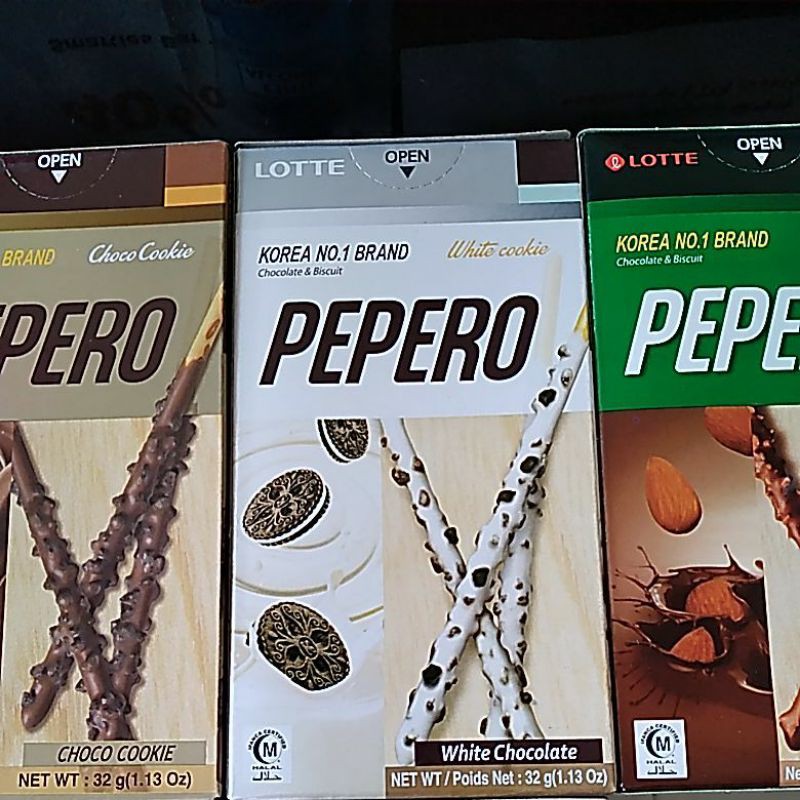 Lotte pepero 32g chocolate and biscuit | Shopee Philippines