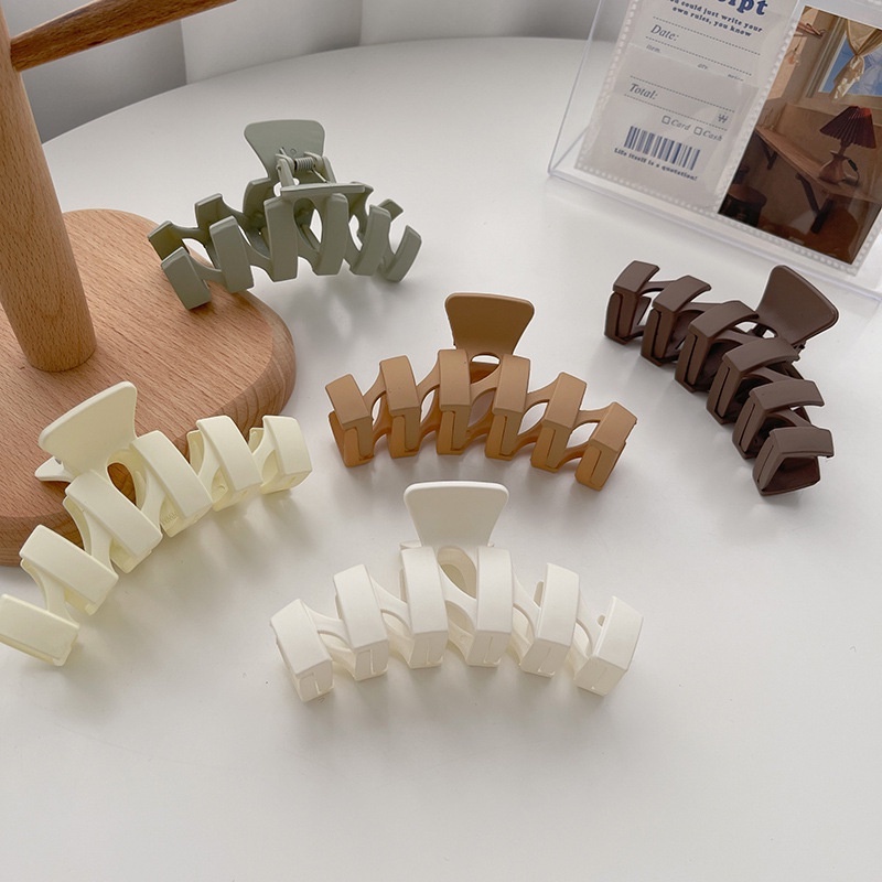 W shape Fashion Hair Clamp Plastic Hair Claw Hair Accessories | Shopee ...