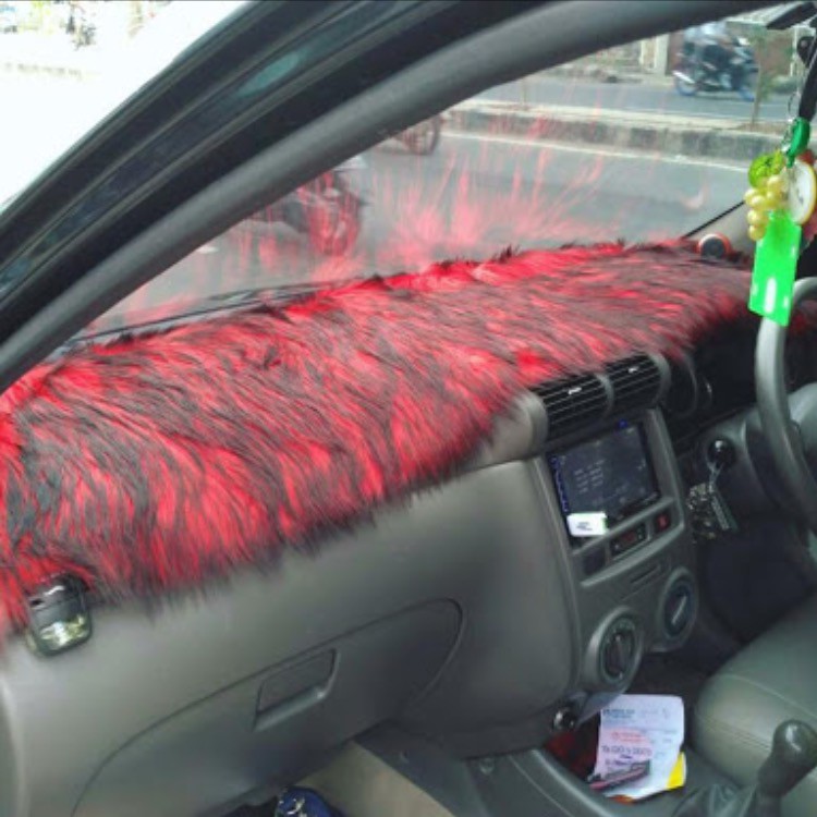 MERAH Red Car Dashboard Feather Black Combination / Dashboard Cover Mat ...