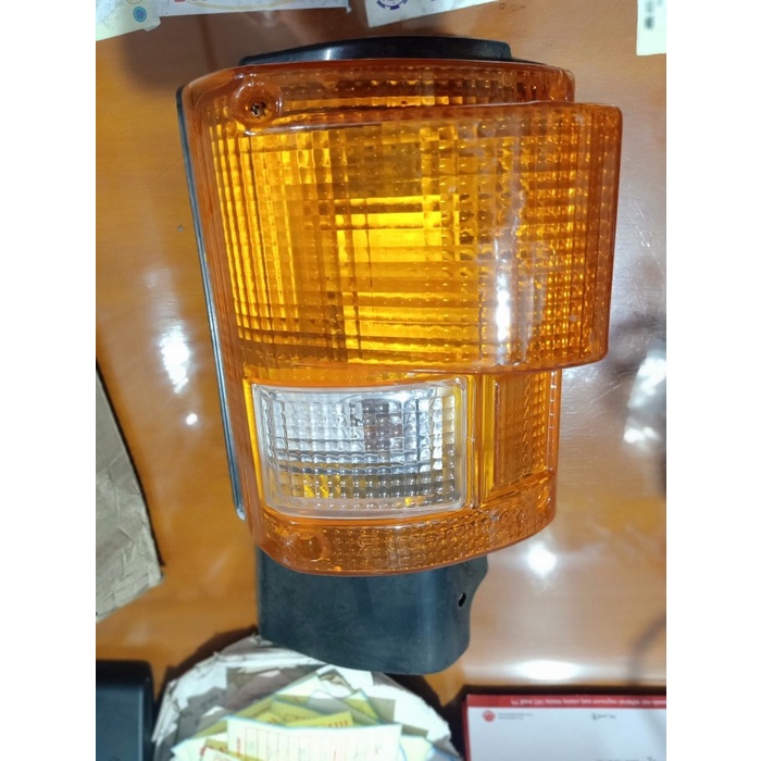 Mitsubishi Fuso Fighter 190PS / 220PS Turn Signal Lights CPU Brand ...