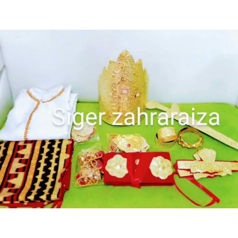 Siger Lampung peria siger Lampung Men's Traditional Clothing Lampung ...