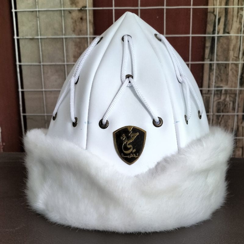Ertugrul Caps, Synthetic Leather And Feather Turkish Caps, ERTUGRUL ...