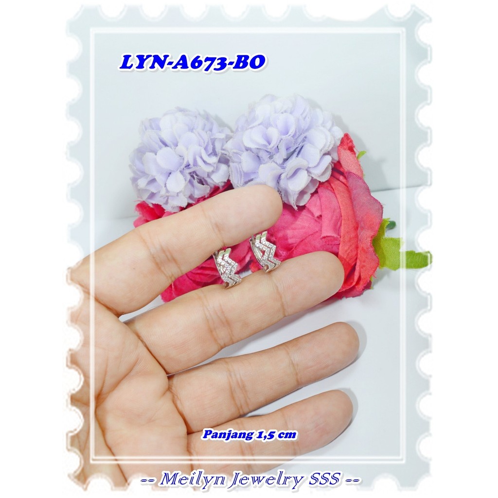 LYN-A673-BO Silver 18K Gold Plated Earrings, Original Meilyn Brand | Shopee Philippines