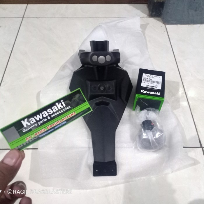 Best Original Versys 650 Old 2012 Rear Fender | Shopee Philippines