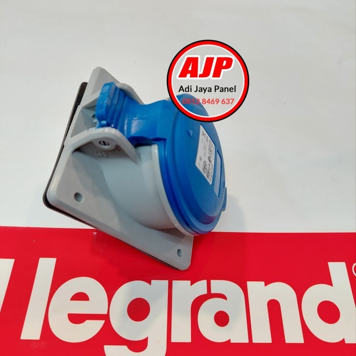 #Pesan Now Female Panel Mounting Legrand 32A 1Phase 3 Pin Ip 44 ...