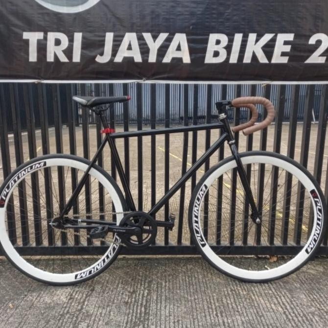 Iron fixed gear Frame local an straight Frame 700 c fixie straight ...