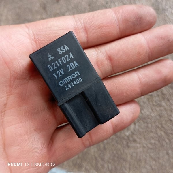 (Second) Omron Relay 1413D0 Mb629083 12v Leg 4 Mitsubishi Lancer ...