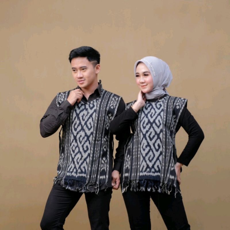 [READY] ORIGINAL TROSO WOVEN VEST, BLACK TORAJA WOVEN VEST | Shopee ...