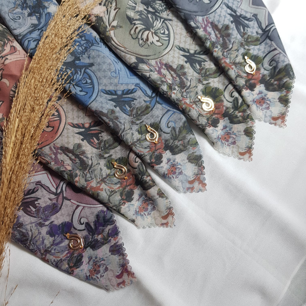 SIVILLA EXCLUSIVE SERIES MOTIF SQUARE | PRINT SQUARE | Shopee Philippines