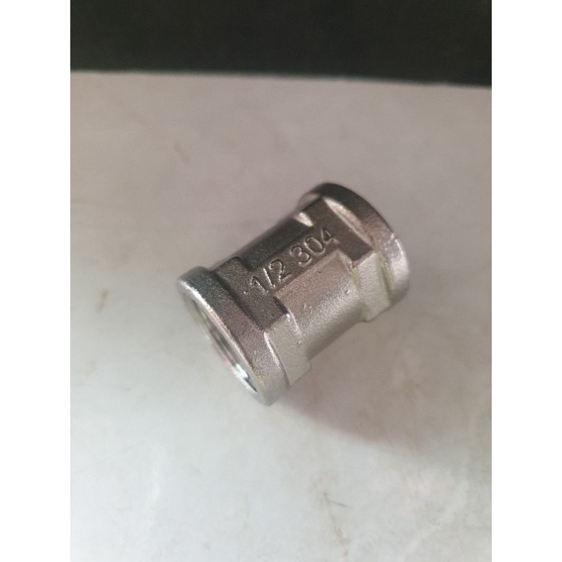 The connection of the threaded shock pipe is 1⁄2 stainless steel ...