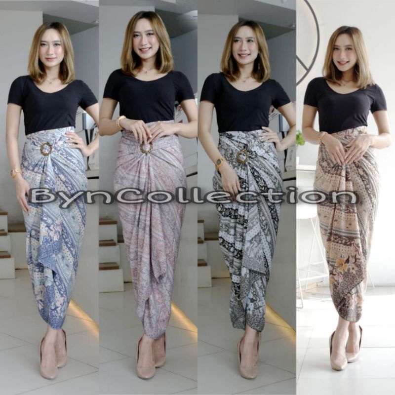 Byncollection - Batik Lilit Skirt With Faded Motif, Pleated Skirt ...